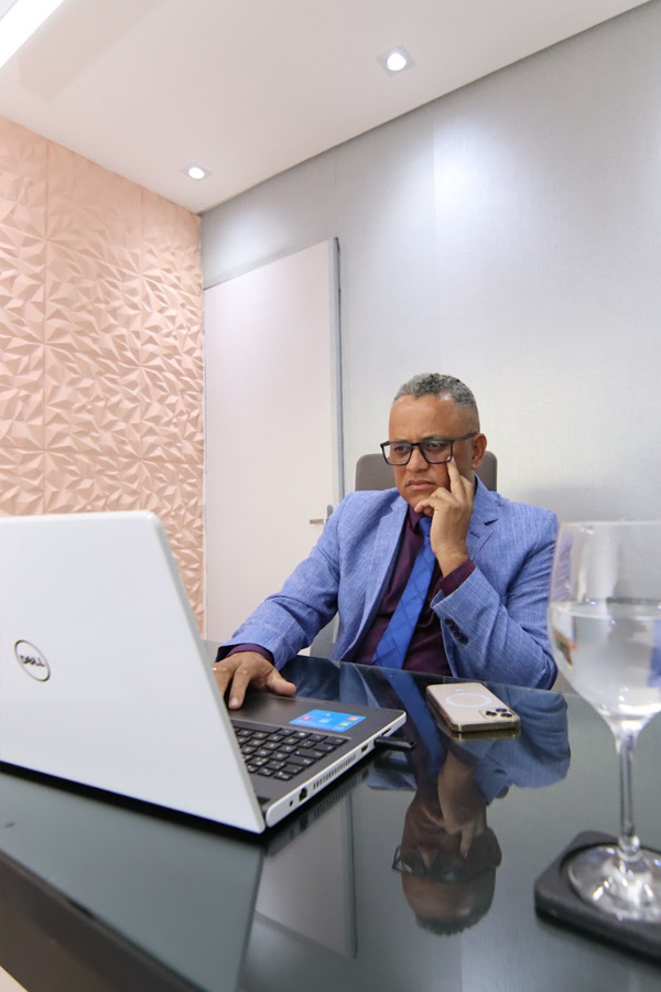 Fernando SylonRoy Advogado – Advogado em Recife – PE